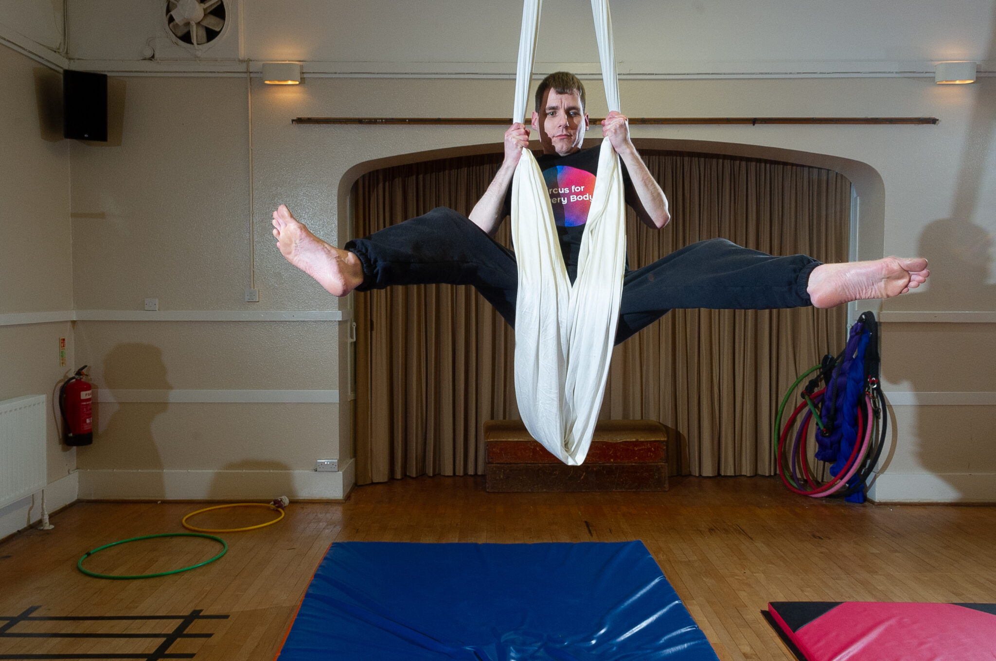 Extraordinary Bodies Young Artists - Extraordinary Bodies